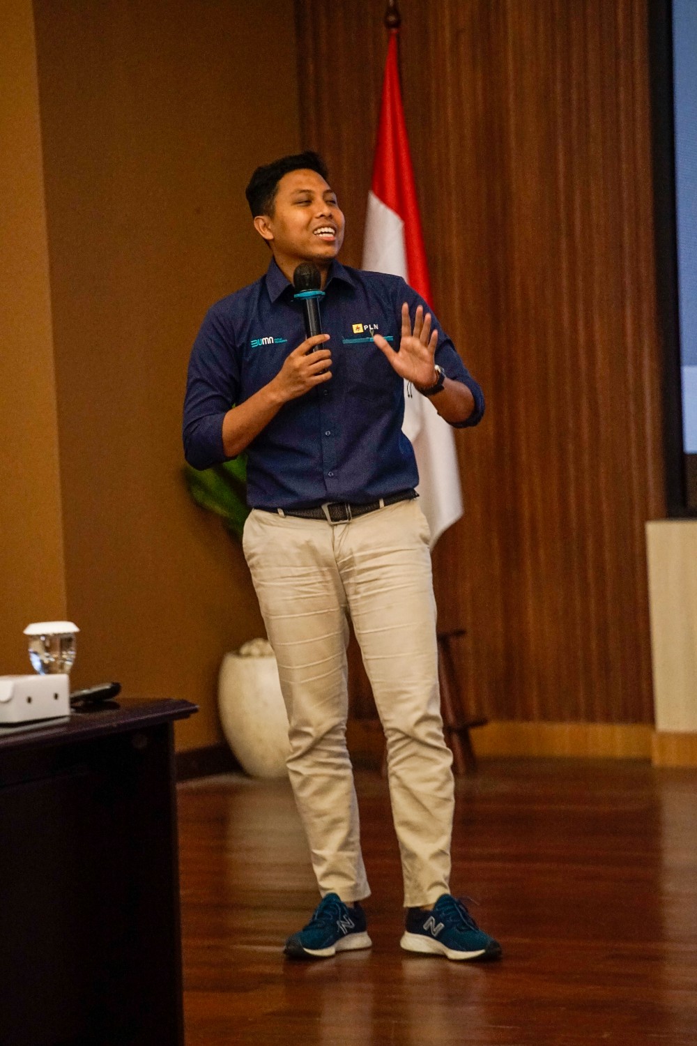 Crafting Impactful Presentation Workshop for PLN UID Jatim - PT Sinergi ...
