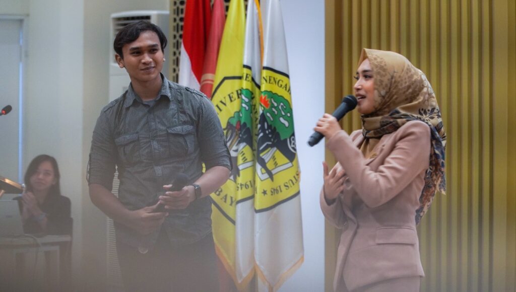 "Dare to Communicate" - Sharing Session for Untag - PT Sinergi Bicara Indonesia