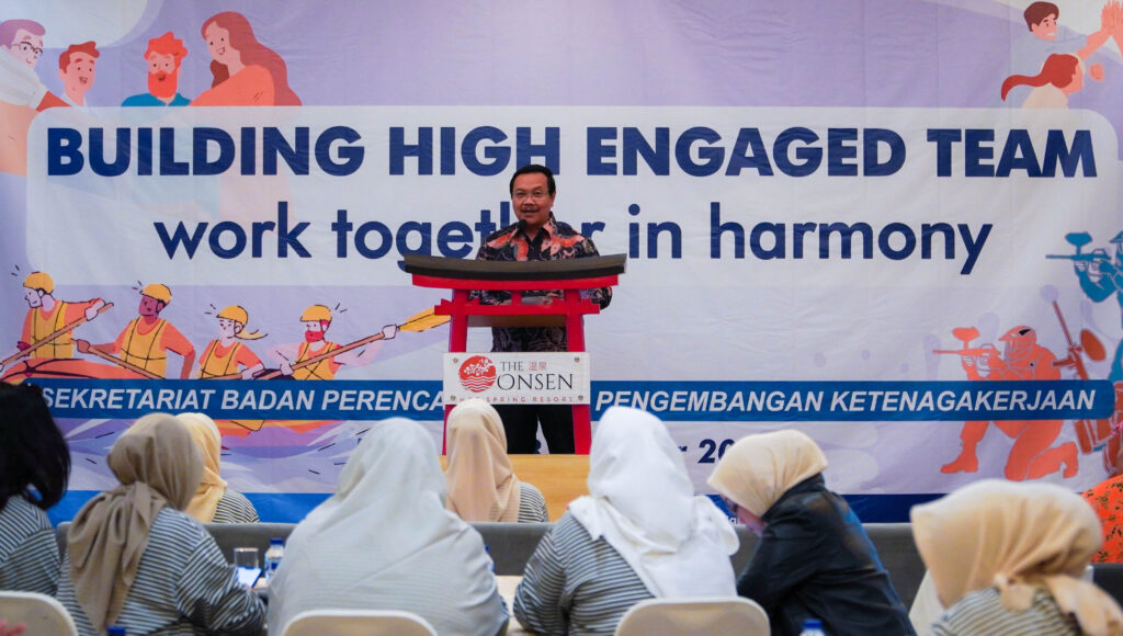 Sharing Session Public Speaking: Building High Engaged Team - PT ...
